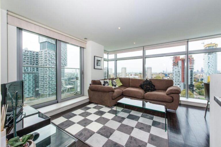 Apartments – Pan Peninsula Residents